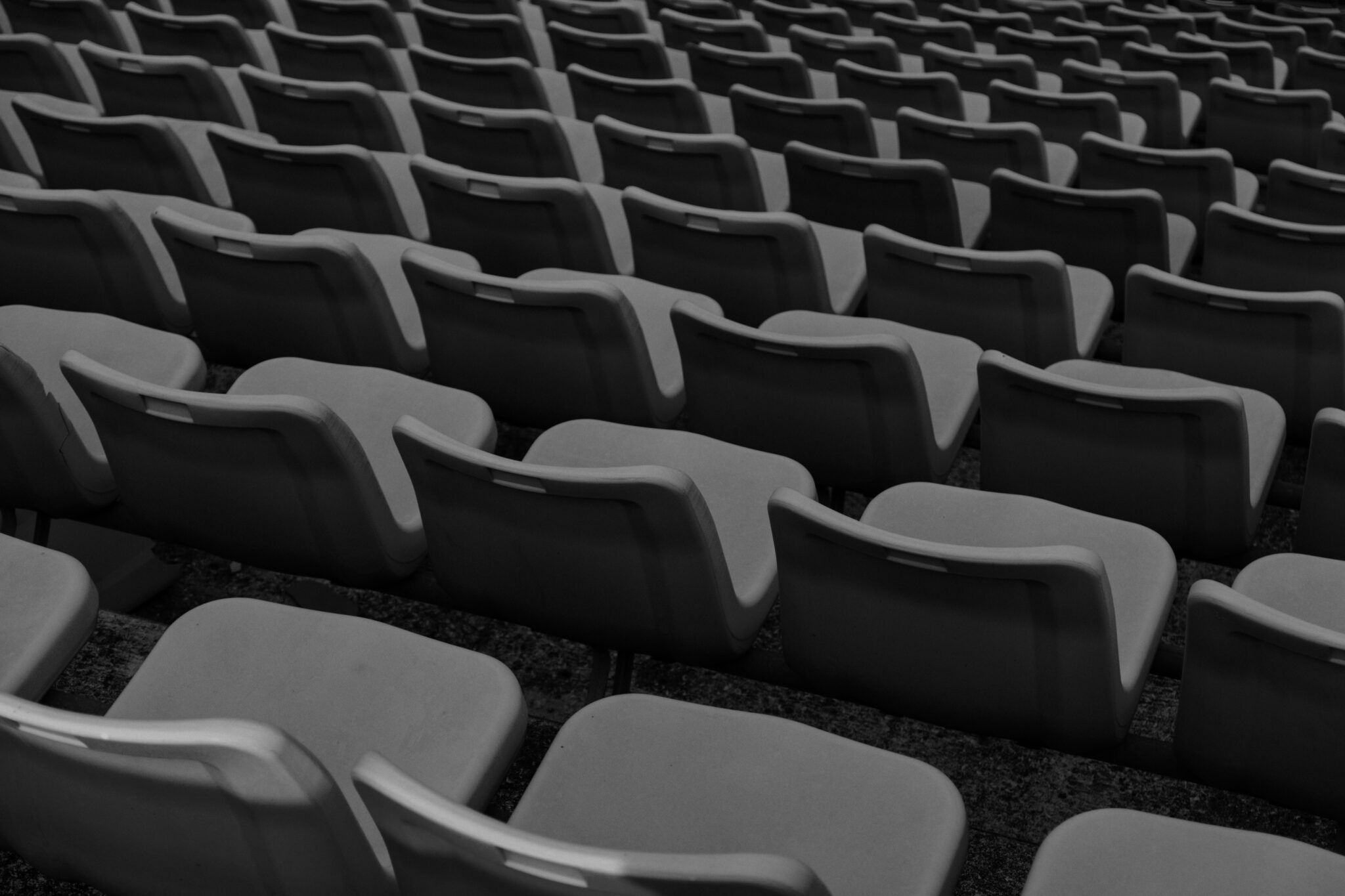 Coliseo Med Plus. Inversión que se va, como arena entre los dedos ...